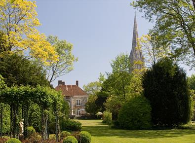 Visit Salisbury - Official Salisbury Tourist Information Site