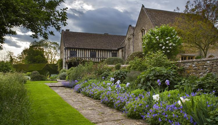 Great Chalfield Manor - Visit Wiltshire